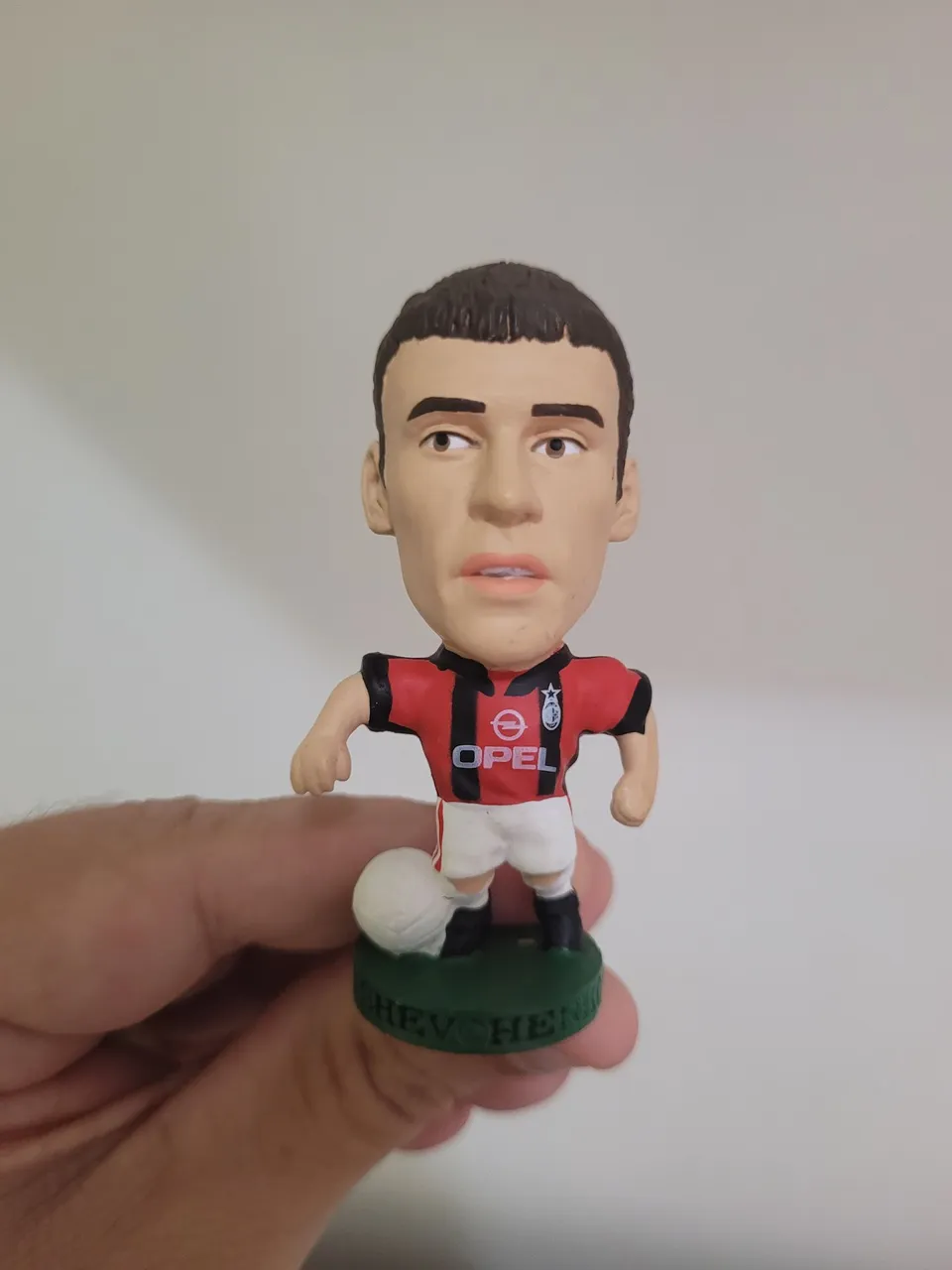 "mini craques" no Brasil