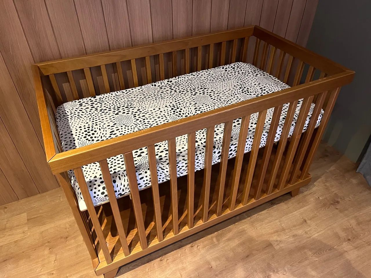Berço de madeira Jequitibá Ameise Design - Móveis Infantis - Buritis ...