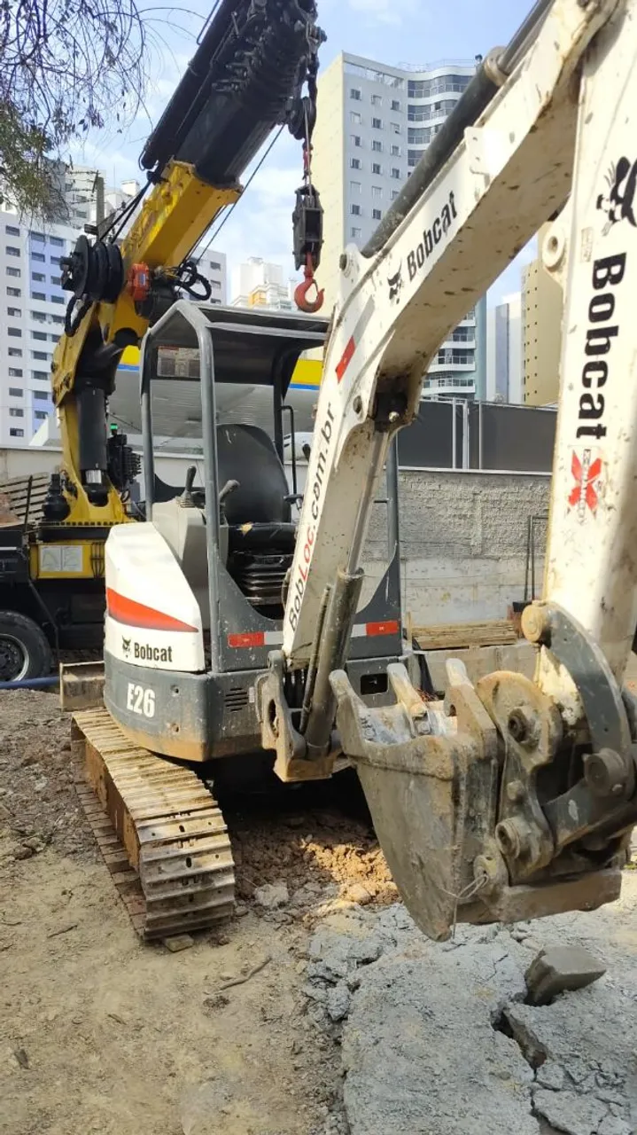 "tratores bobcat" no Brasil