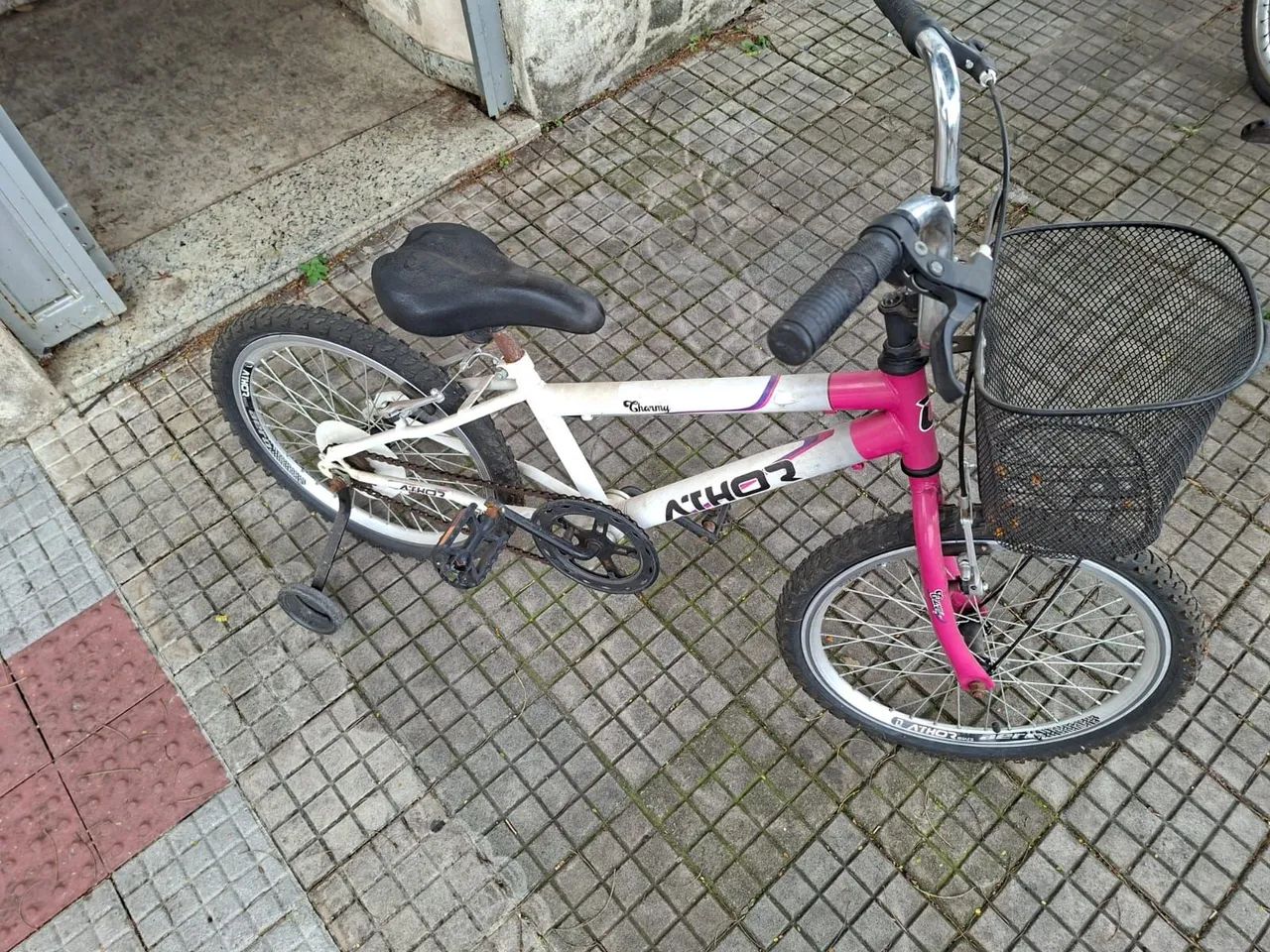 Bicicleta Infantil Athor Aro 14 Feminina Model Charmy na cor rosa ...