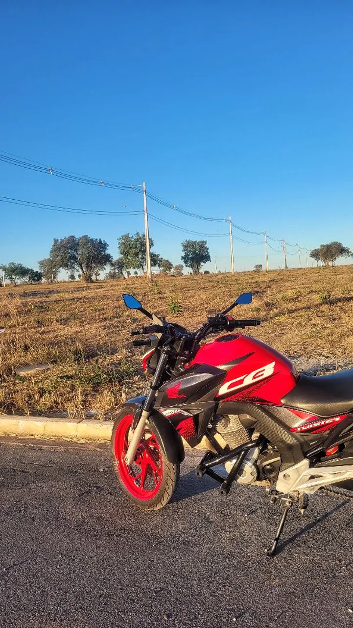 Motos HONDA CB no Brasil