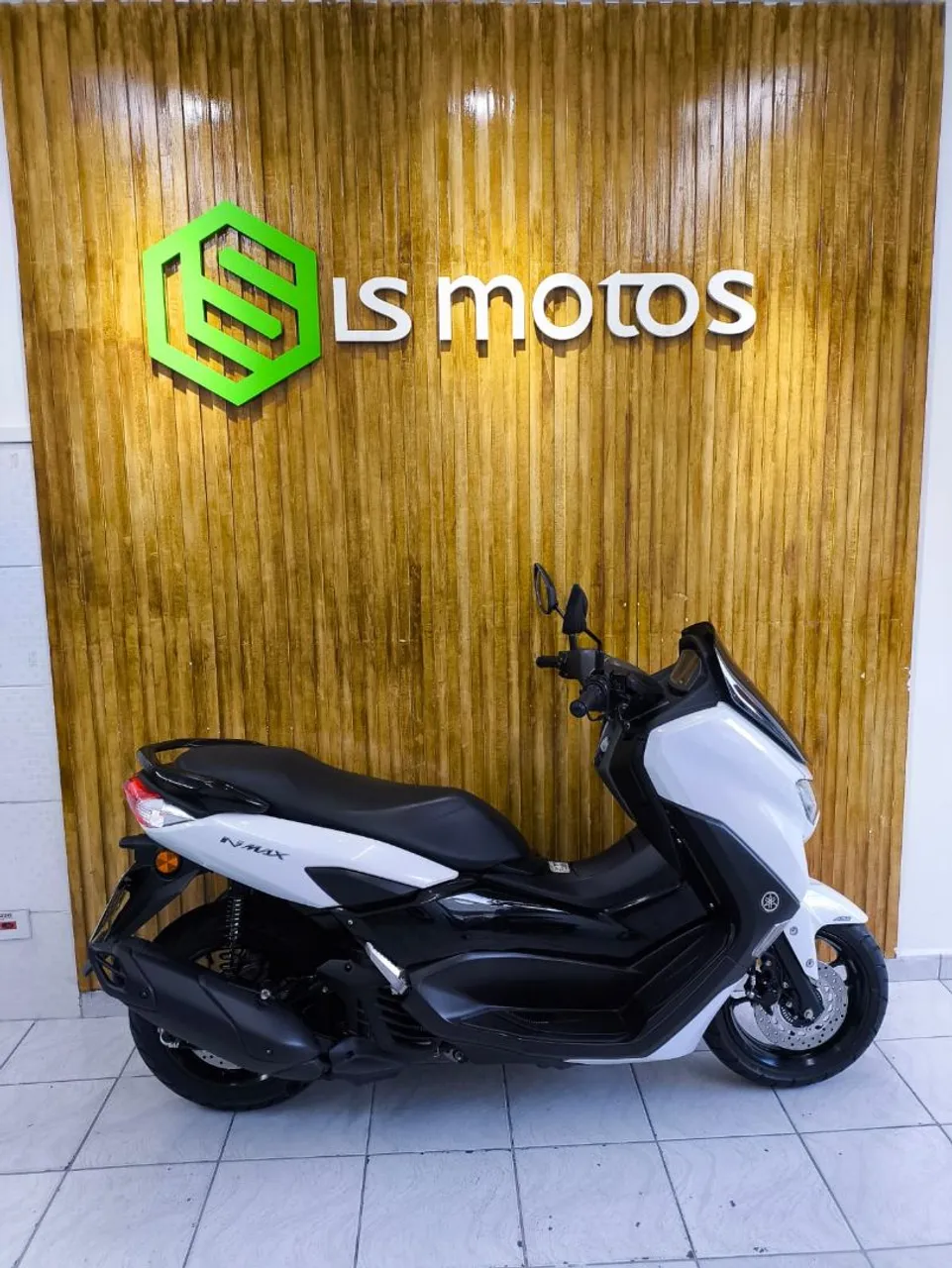 Motos YAMAHA NMAX 2022 no Brasil