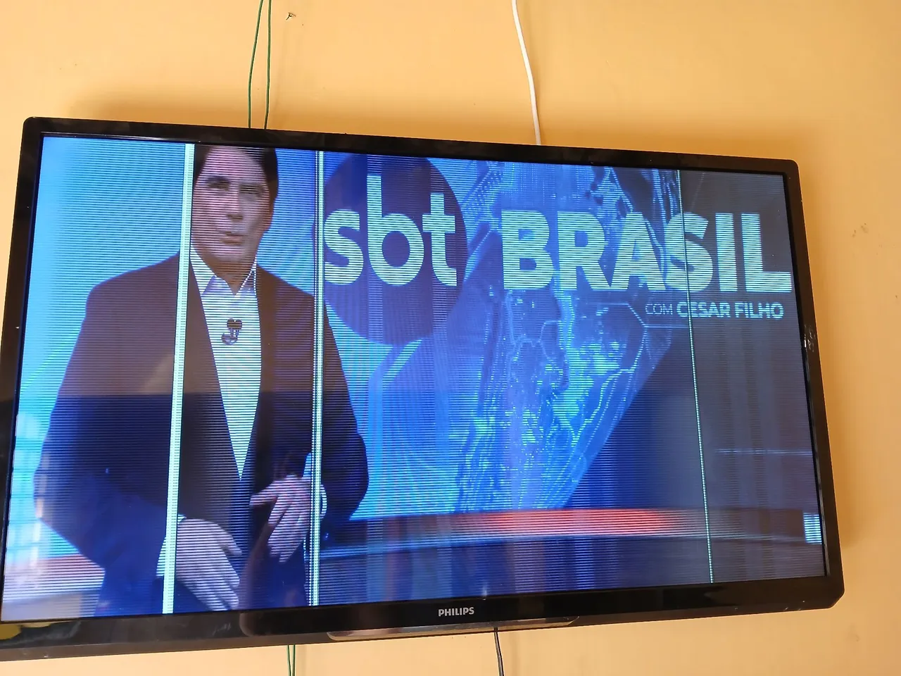 "tv com defeito na imagem" - TVs no Brasil