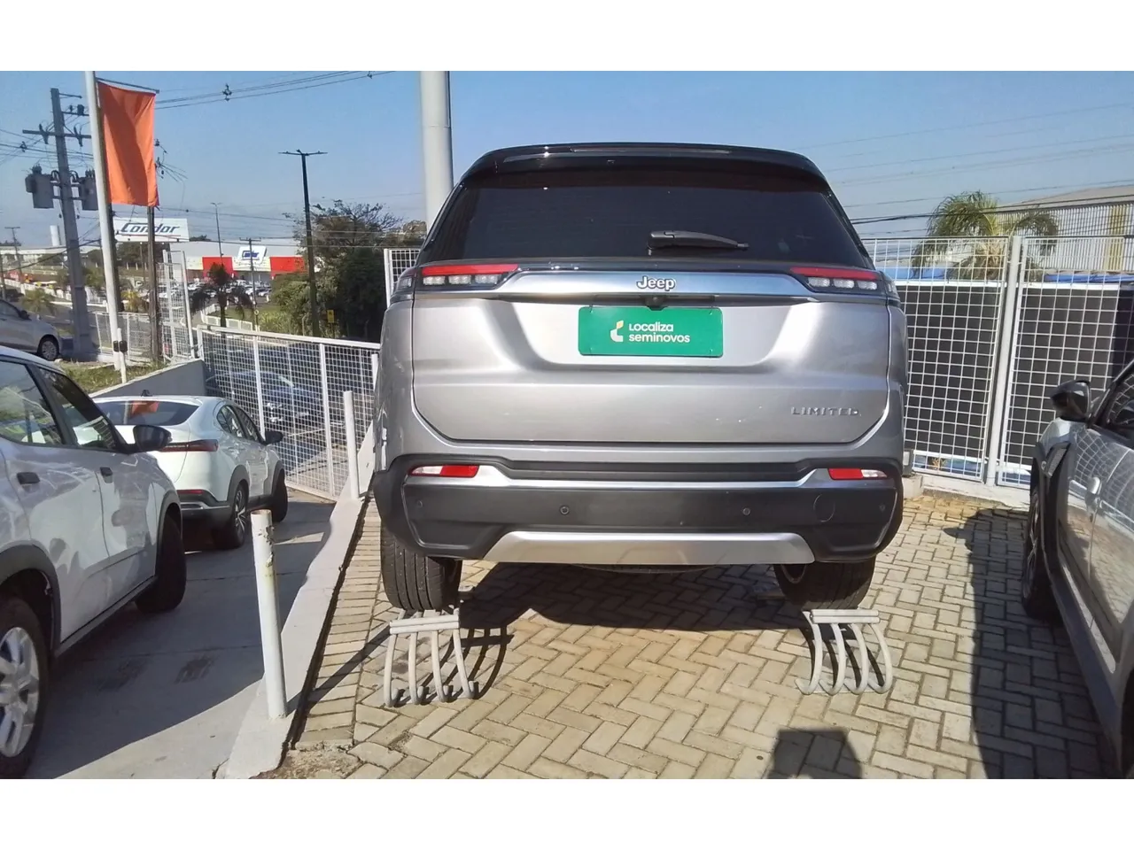 JEEP COMMANDER Usados e Novos no PR