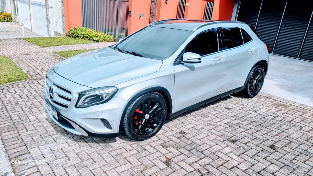 Mercedes-Benz GLA 2015 Usados e Novos