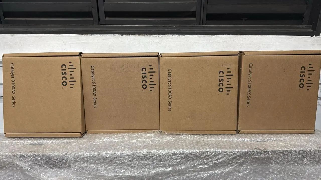 4x Cisco Catalyst 9100AX Series Switches - Conectividade e Dispositivos ...