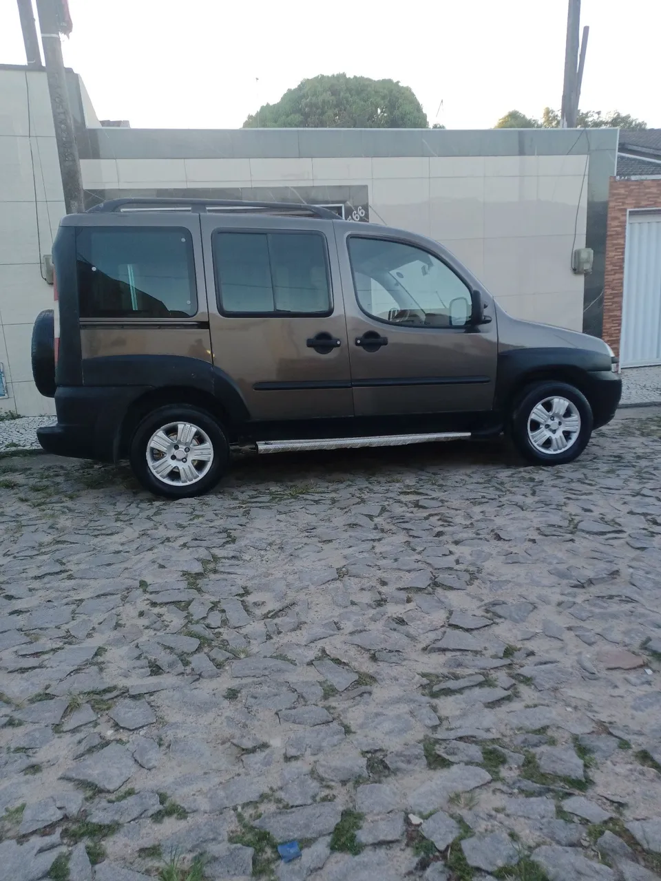 "carros com 6 lugares" - Carros Usados e Novos à venda