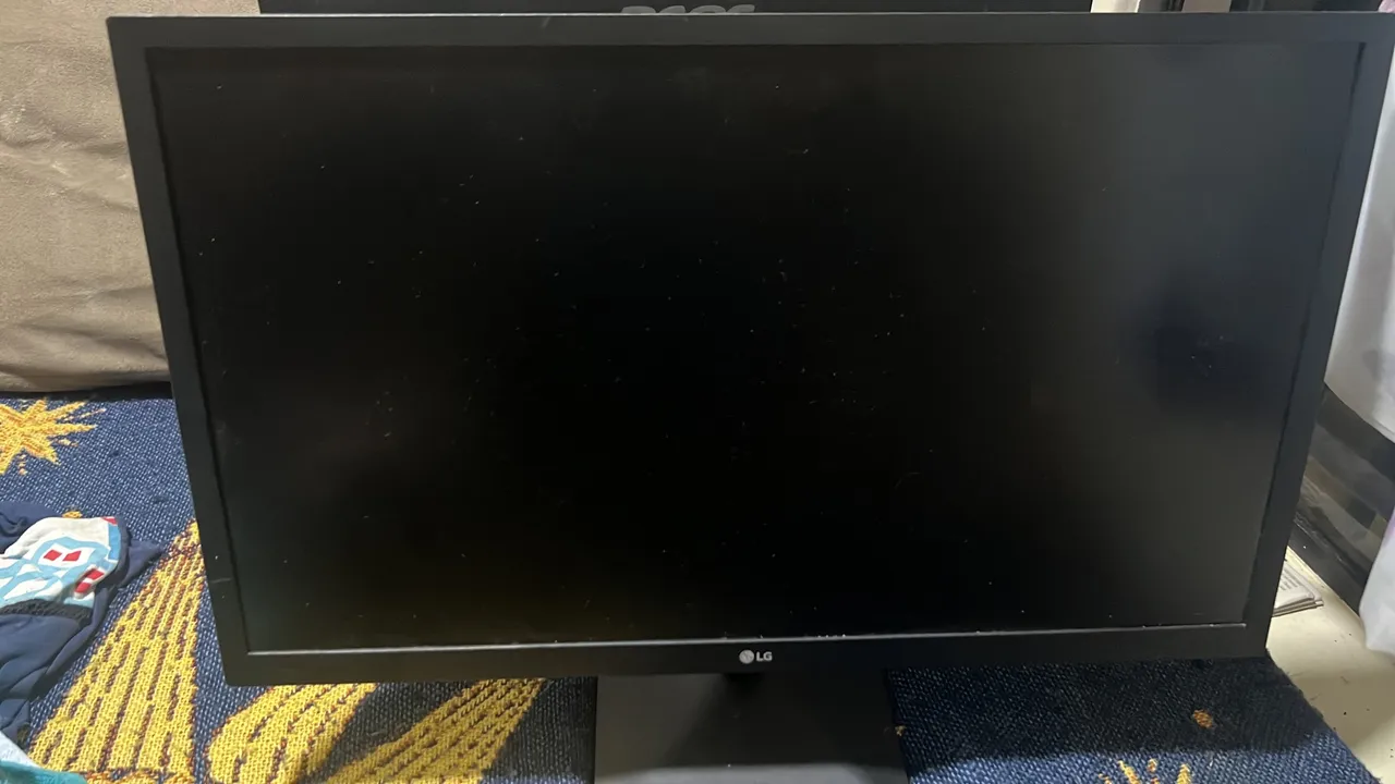 "monitor lg 18 polegadas" - Monitores no Brasil