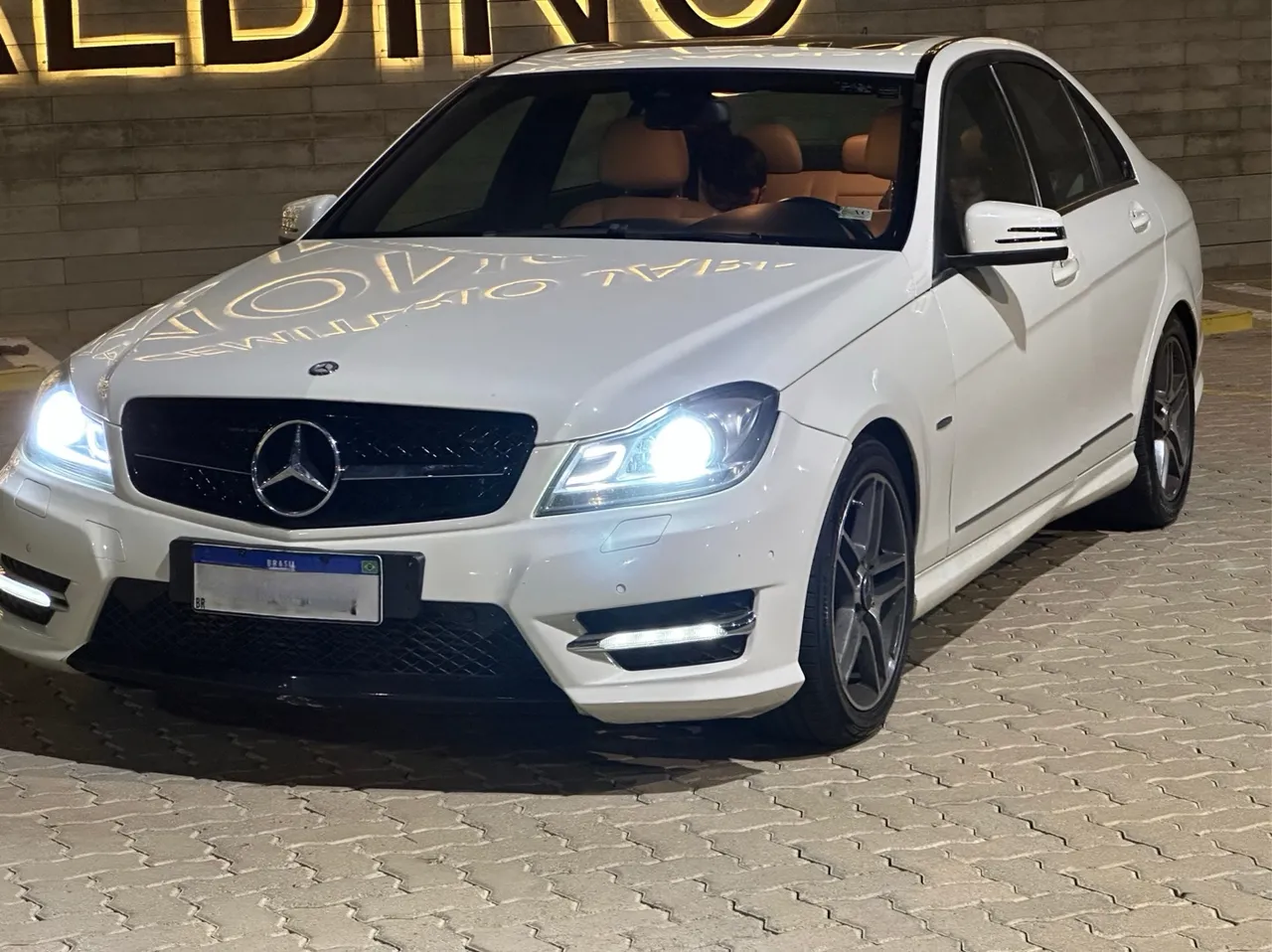 MERCEDES-BENZ C-250 Usados e Novos