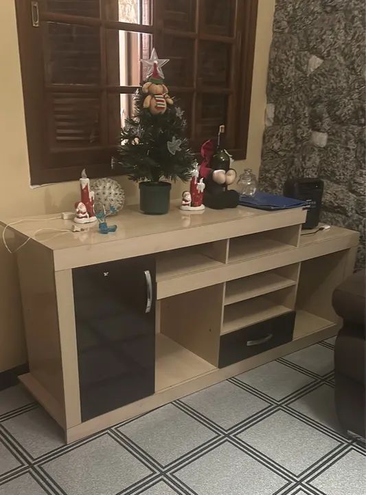 Rack de madeira marfim com porta e gaveta na cor preta novo! - Armários ...