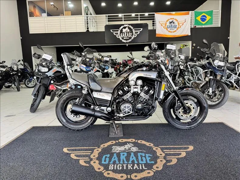 Motos Yamaha V-Max no Brasil