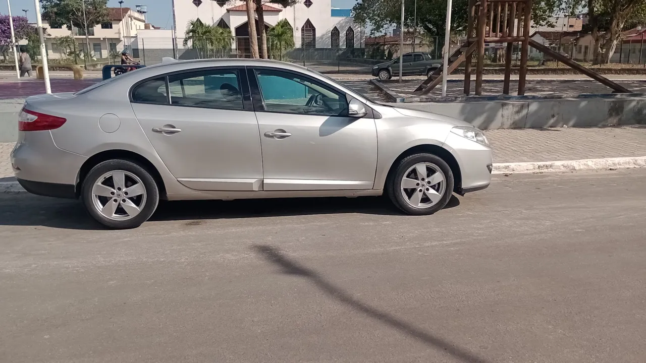 RENAULT FLUENCE 2014 Usados e Novos