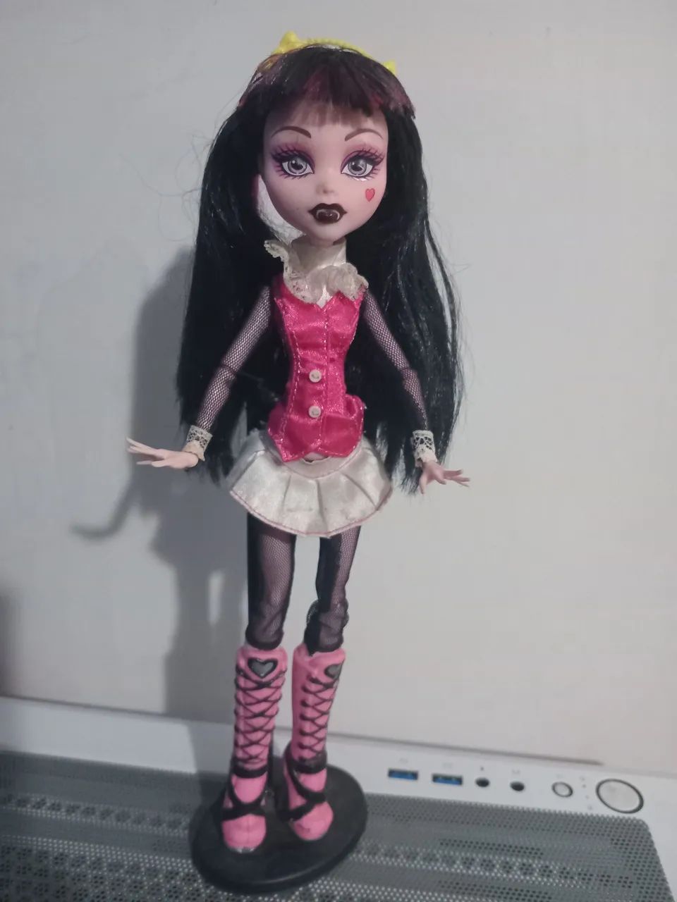 Boneca Monster High Draculaura Original - Hobbies e coleções - Três ...