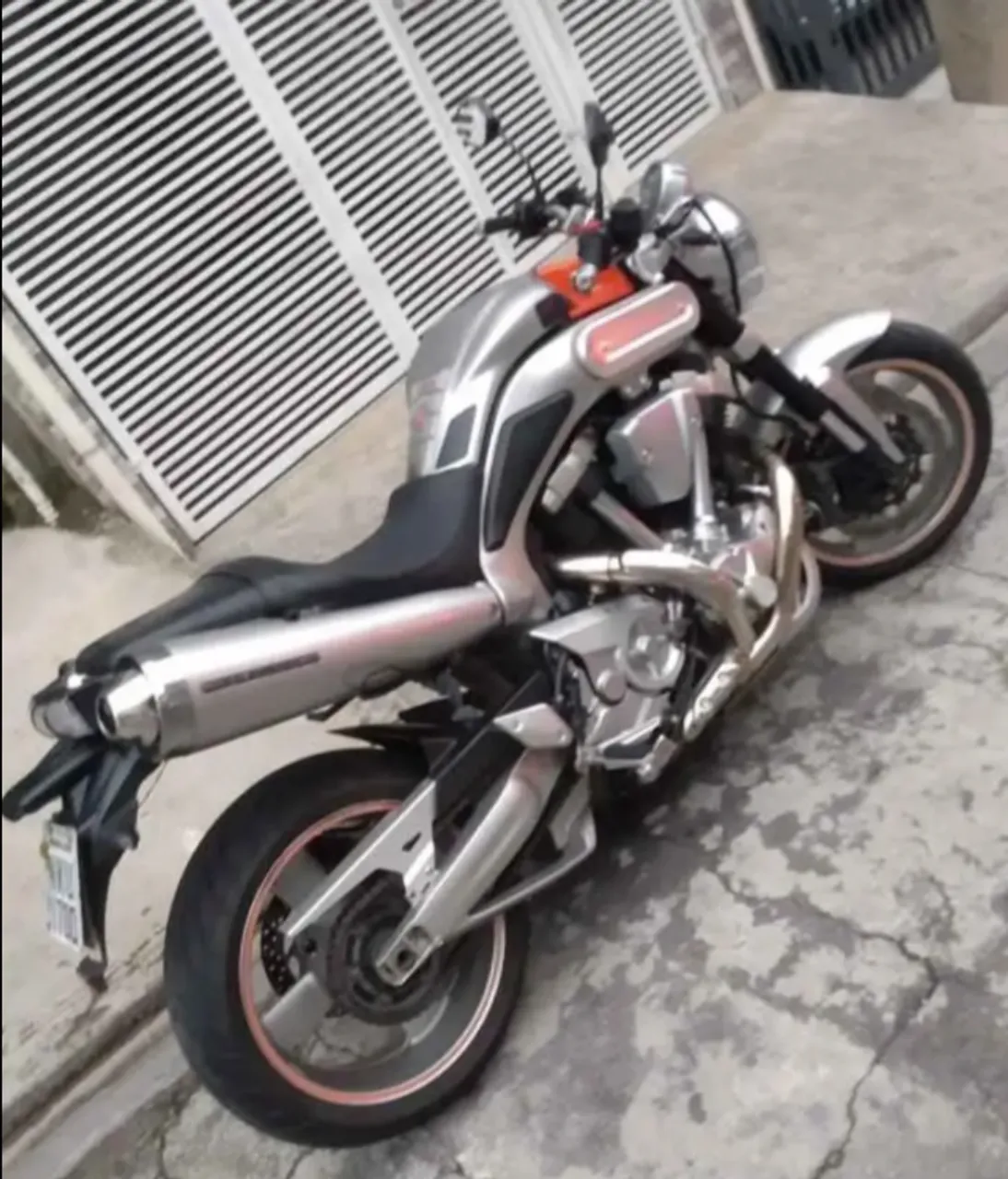 Motos YAMAHA MT-01 1.670CC no Brasil