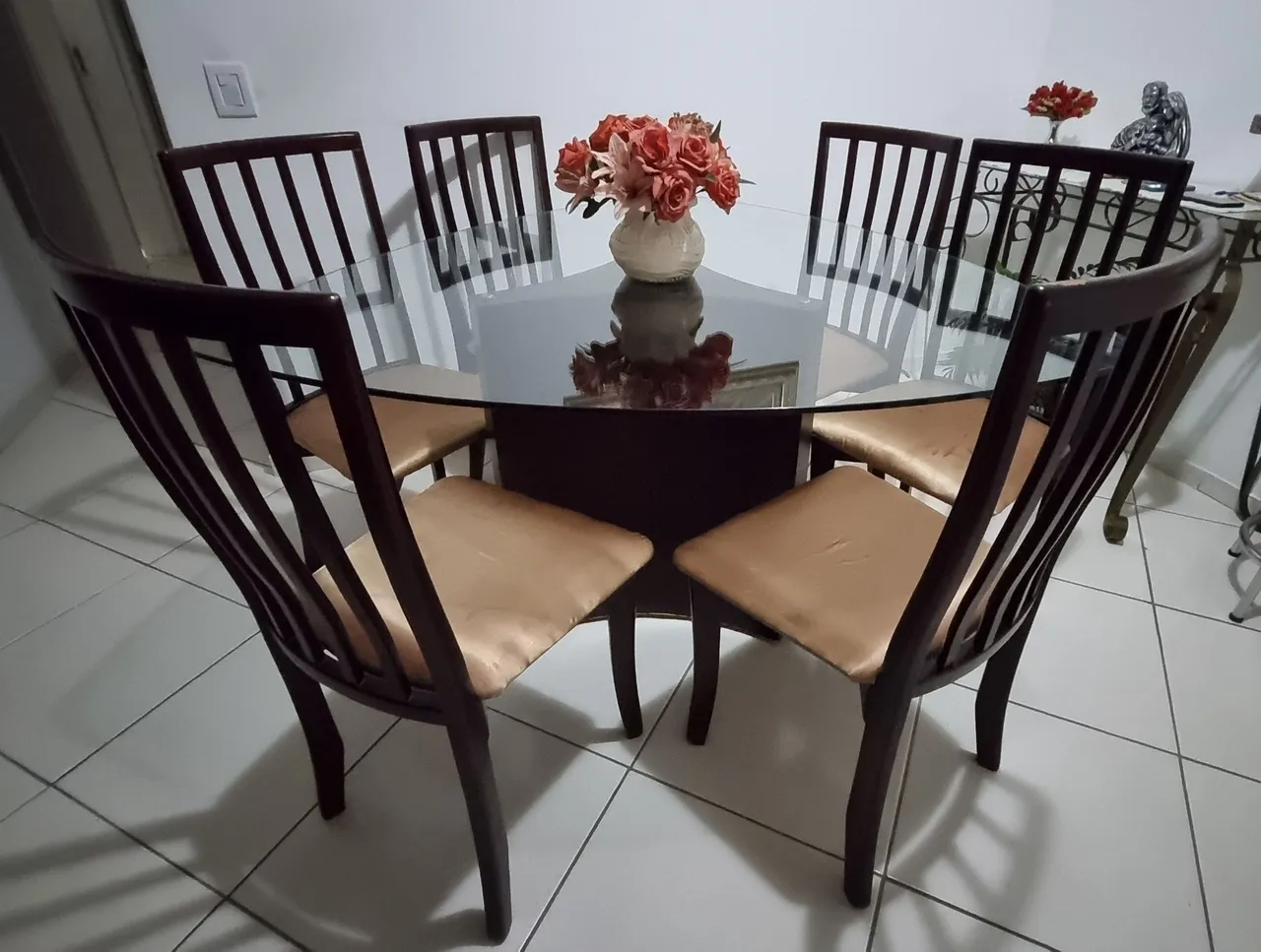 "mesa de jantar triangular" - Mesas no Brasil