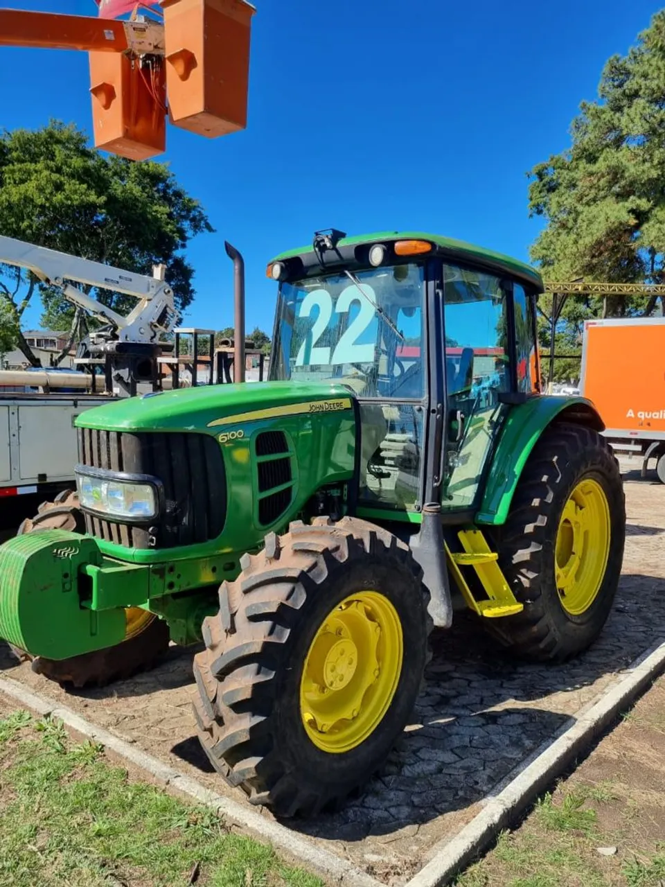 "trator pequeno" - Tratores e máquinas agrícolas no Brasil