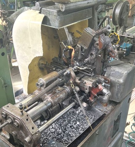 Torno automático Traub A25 - maq 2 - Máquinas para produção industrial ...