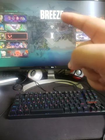 "monitor de 31 polegadas" no Brasil