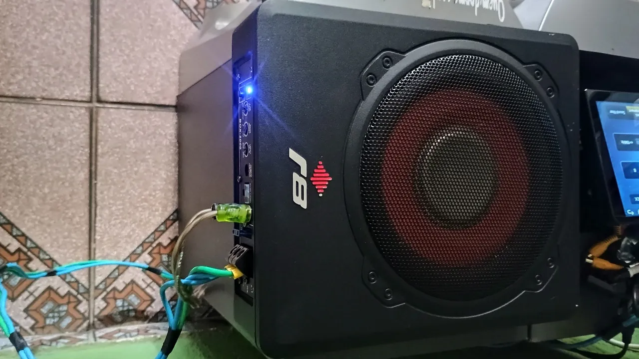 "caixa 8 polegadas" no Brasil