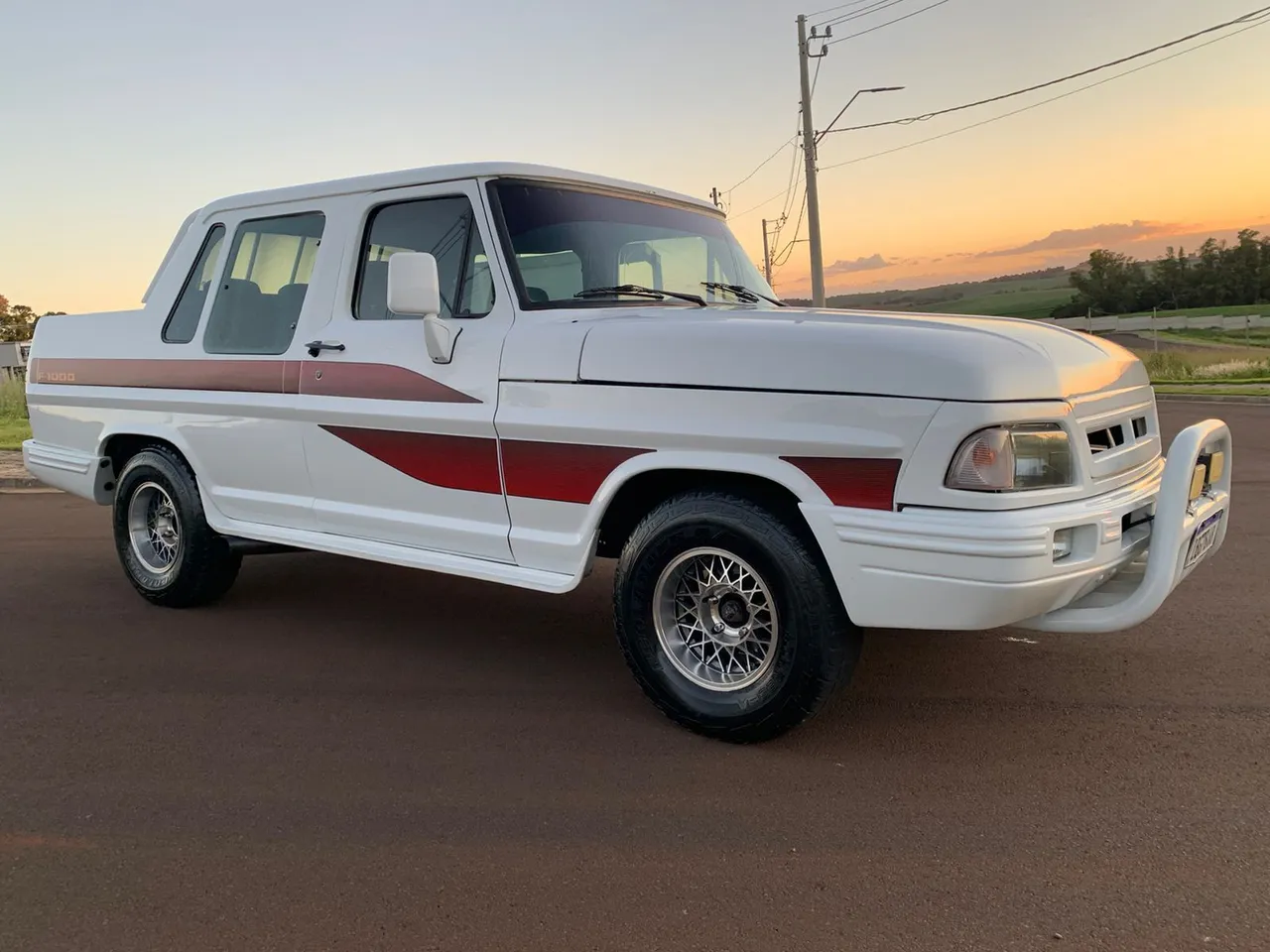 FORD F-1000 Usados e Novos no RS