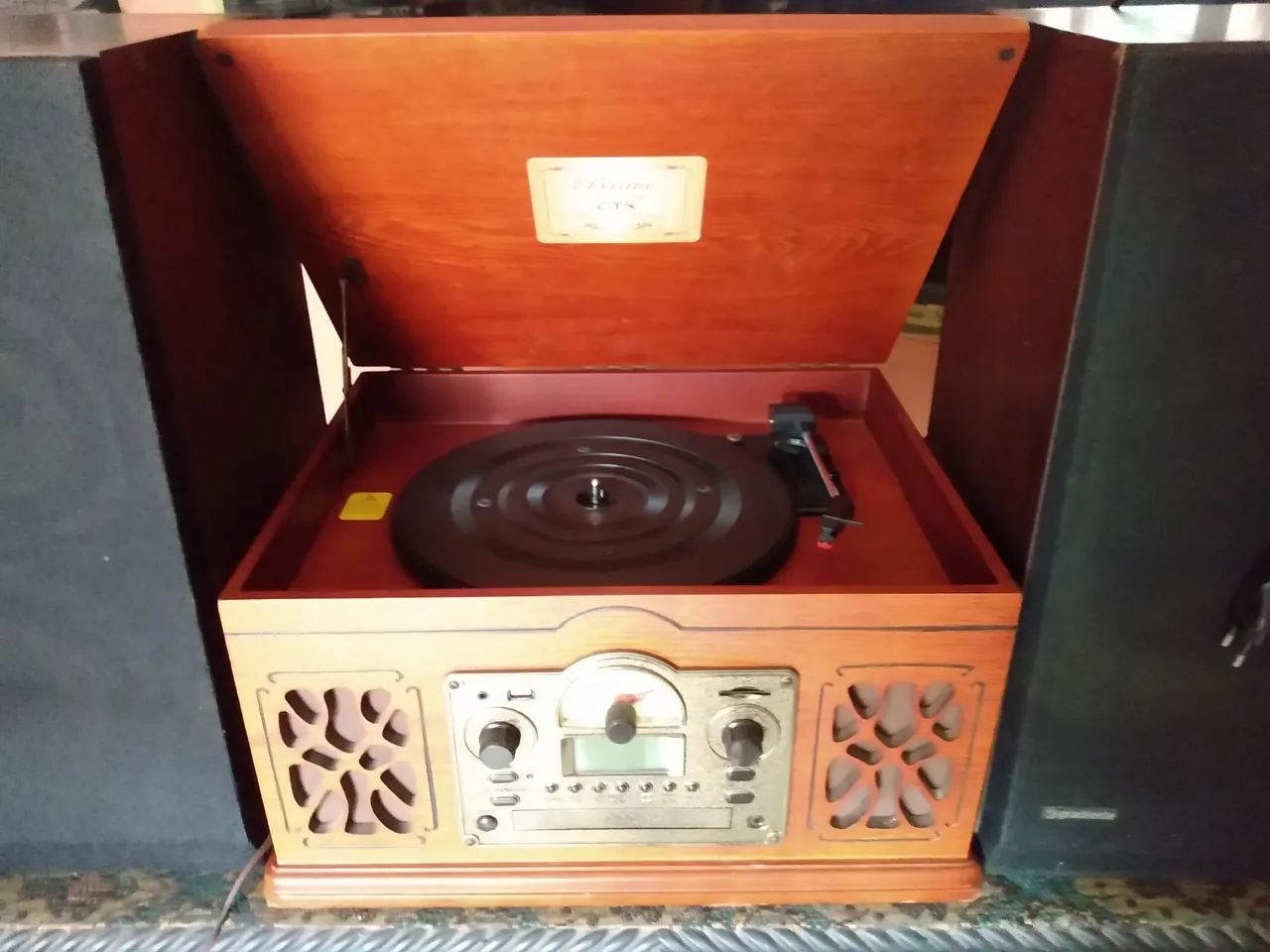 "toca discos de vinil" no Brasil
