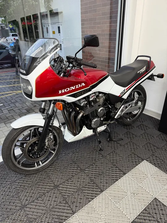 Motos HONDA CBX 750 FOUR INDY no Brasil