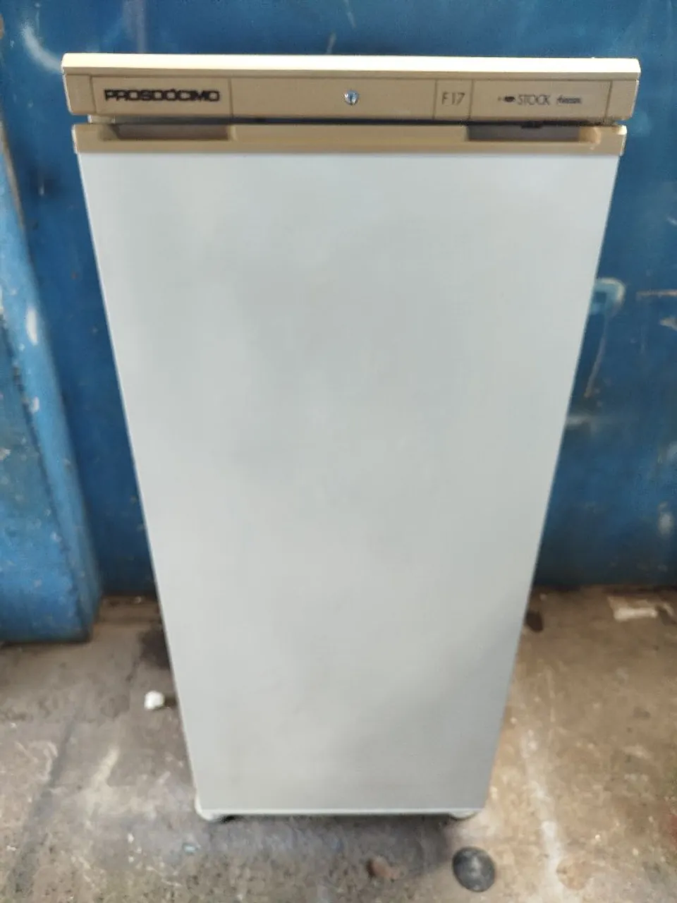 "freezer-pequeno" - Geladeiras e Freezers no Brasil