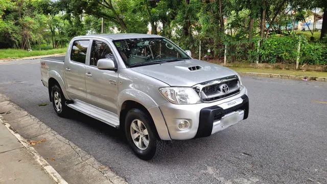 TOYOTA HILUX 2010 Usados e Novos