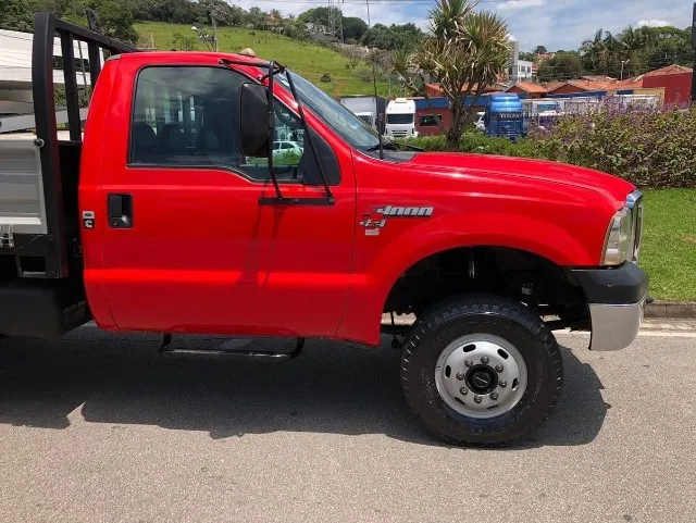 "f4000 4x4" no Brasil