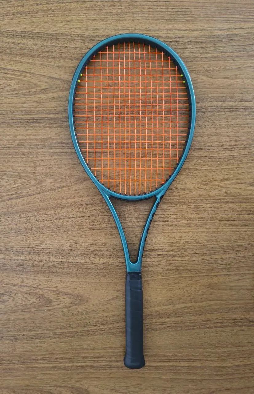 Raquete WILSON BLADE V9 PRO LABS ARO H22 - Esportes de Quadra e Ao Ar ...