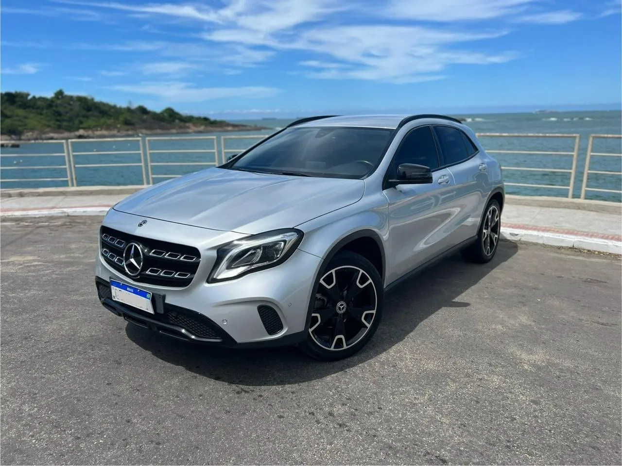 MERCEDES-BENZ GLA-200 Usados e Novos