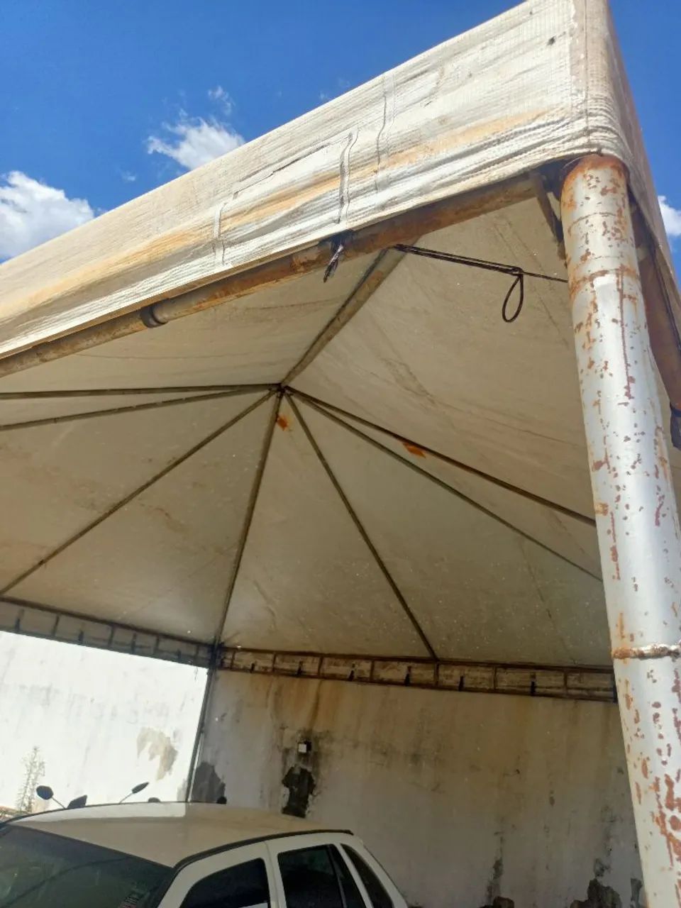 Tenda pirâmide - Ferramentas de Construção - Da Vitória, Goiânia ...