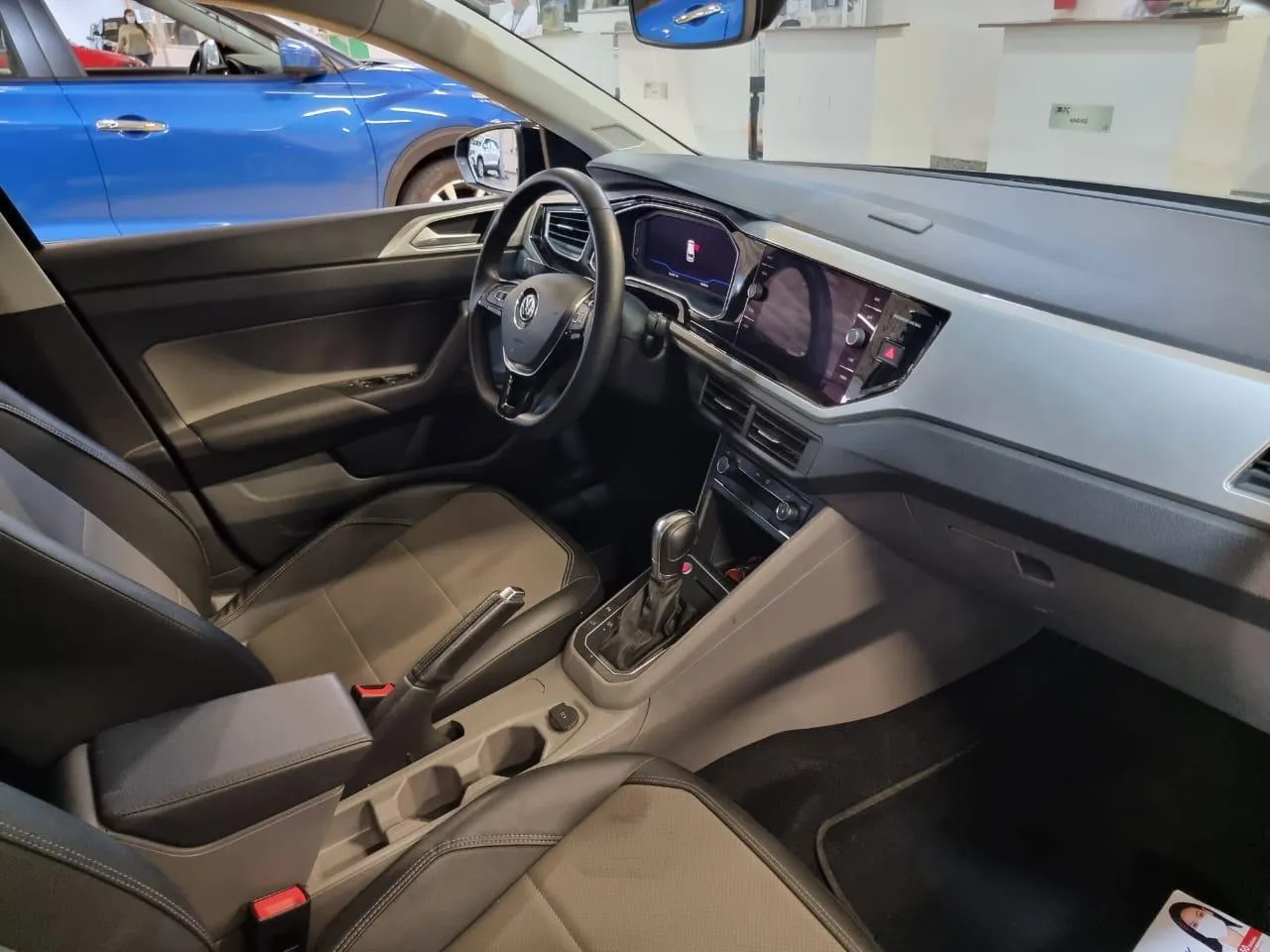 VOLKSWAGEN POLO HIGHLINE 200 TSI 1.0 FLEX 12V AUT. Usados e Novos