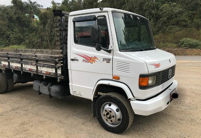 Mb 710 carroceria 2010 - Caminhões - Macedo, Guarulhos 948576579 | OLX