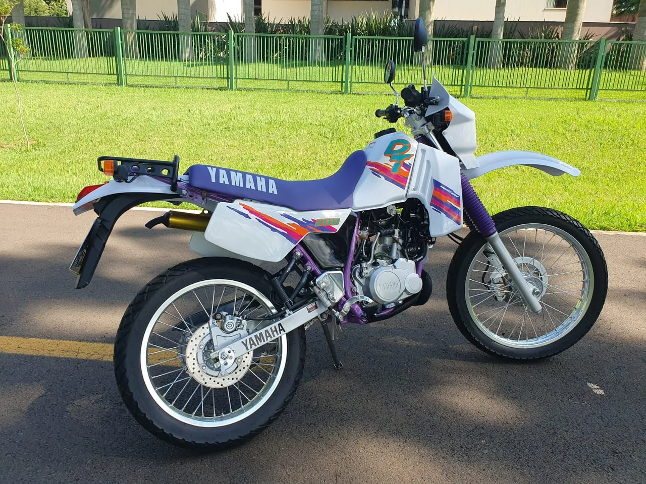 Motos YAMAHA DT no Brasil