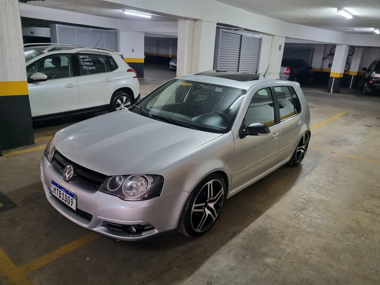 VOLKSWAGEN GOLF 2010 Usados e Novos