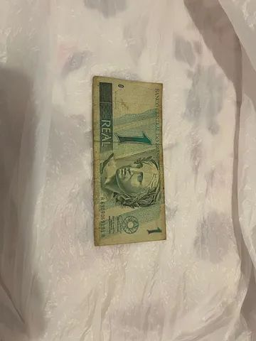 "notas de um real antiga" no Brasil