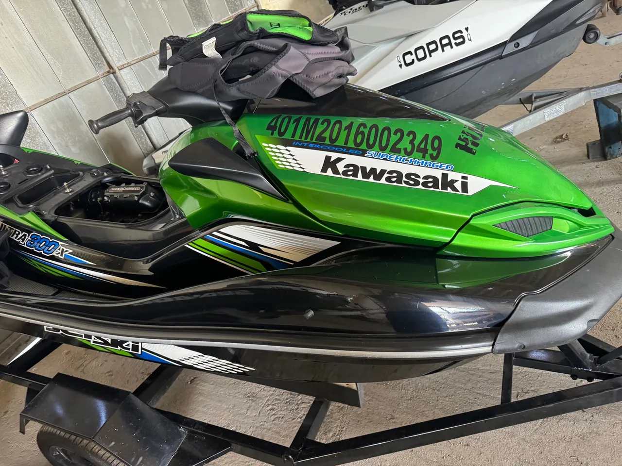 "jet ski 300" - Barcos e aeronaves no Brasil