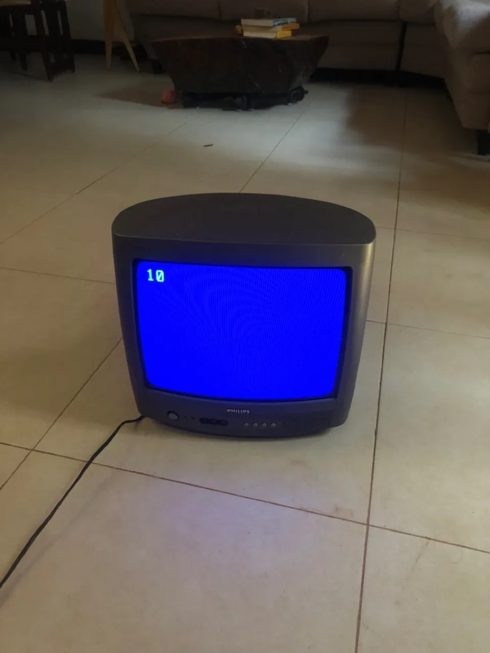 "tv de tubo" - TVs no Brasil