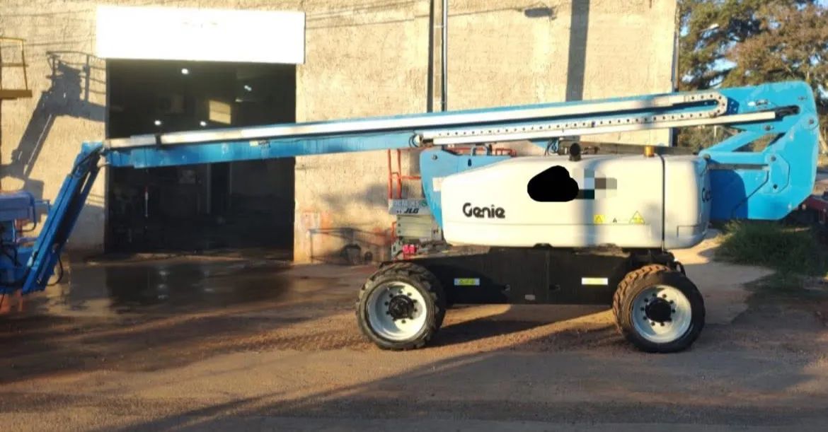 Plataforma aérea Genie - Máquinas pesadas para construção - Boa Vista ...