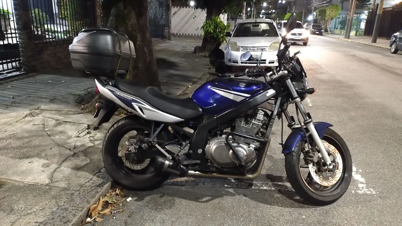 Motos SUZUKI GS no Brasil