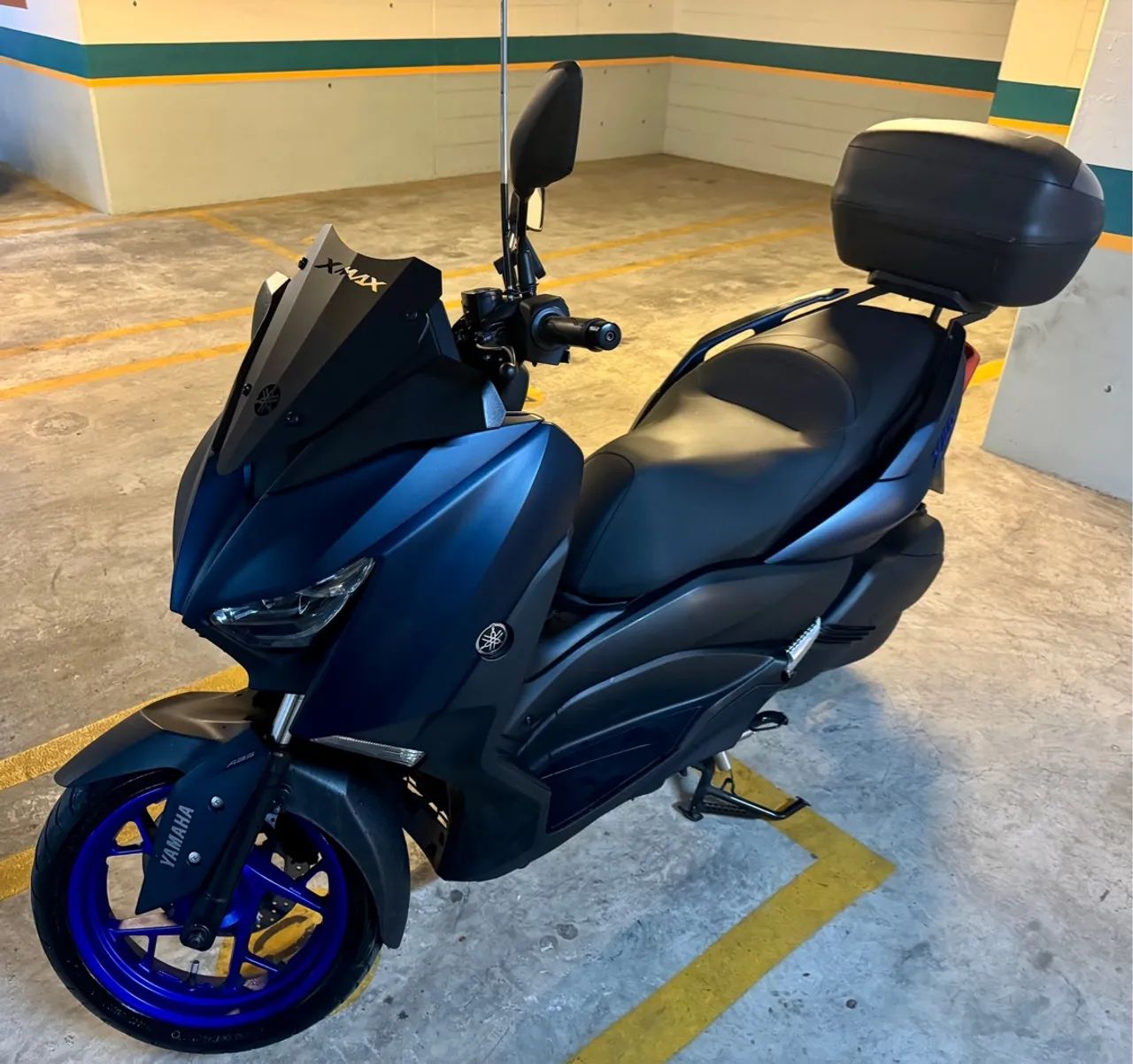 YAMAHA XMAX 250 ABS 2023 - 1358962542 | OLX