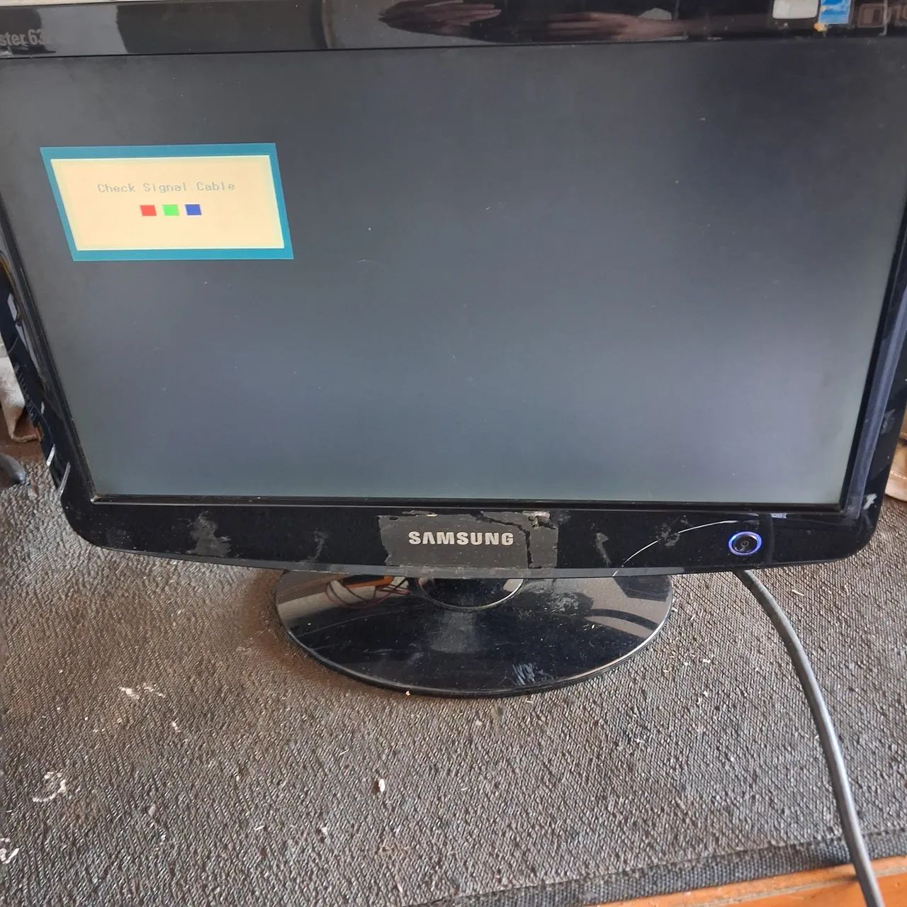 Monitor Samsung 16 polegada vga - Monitores - Pontal Sul - Acréscimo ...