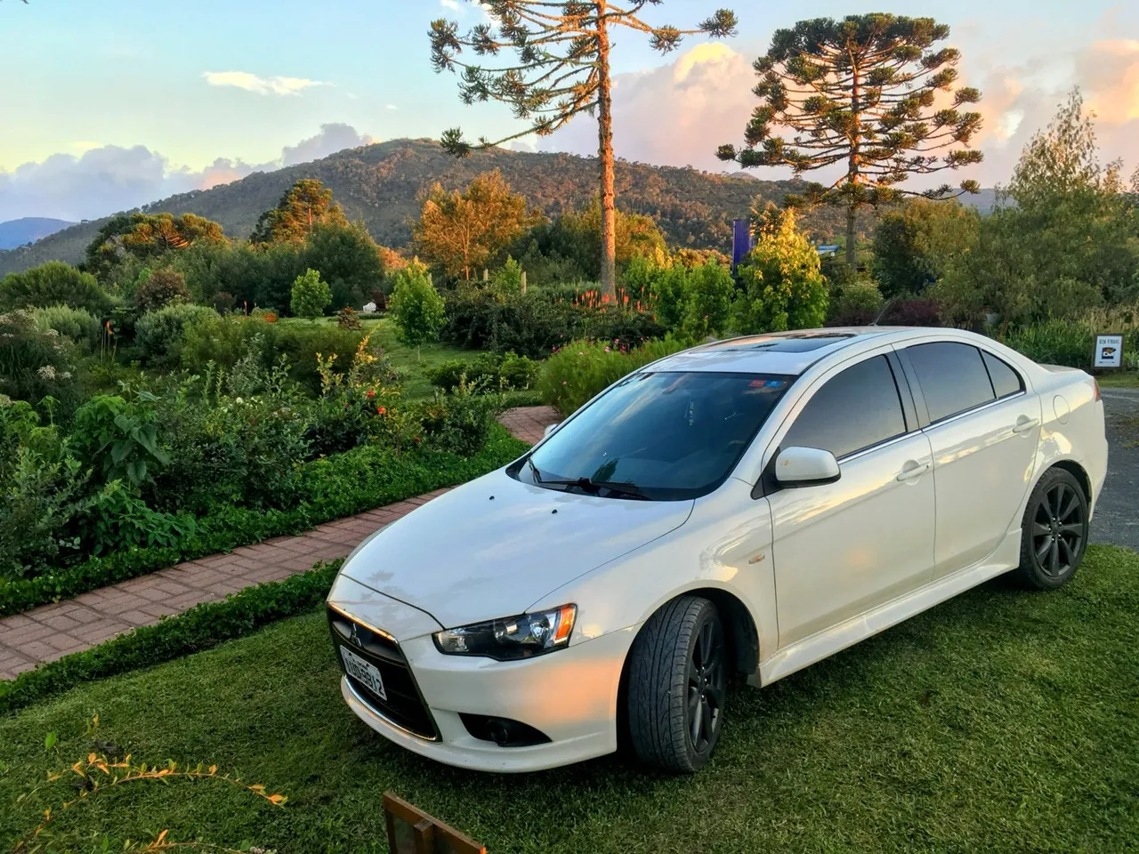 MITSUBISHI LANCER 2013 Usados e Novos