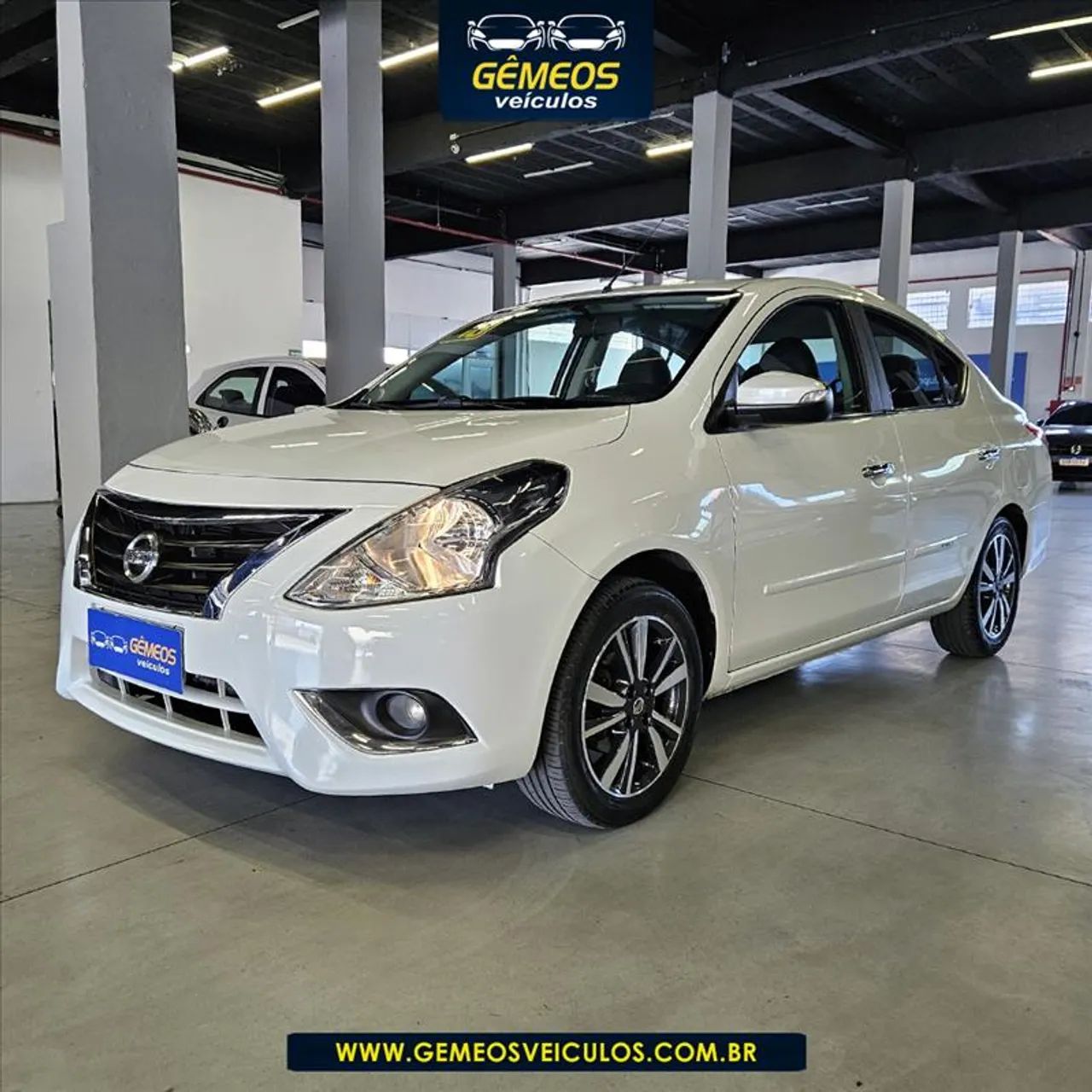 NISSAN VERSA 2018 Usados e Novos