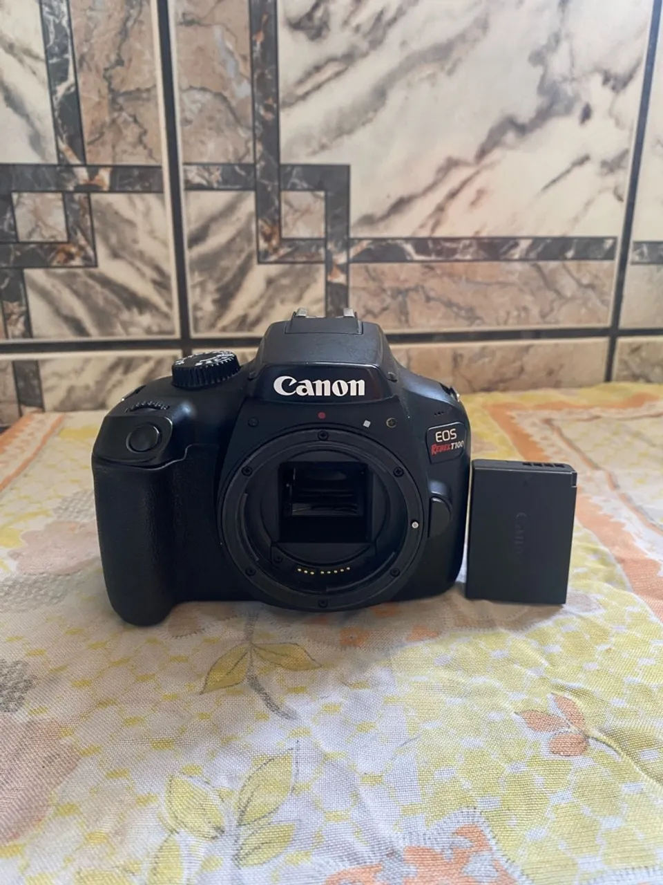 "canon t100" - Câmeras e Filmadoras no Brasil