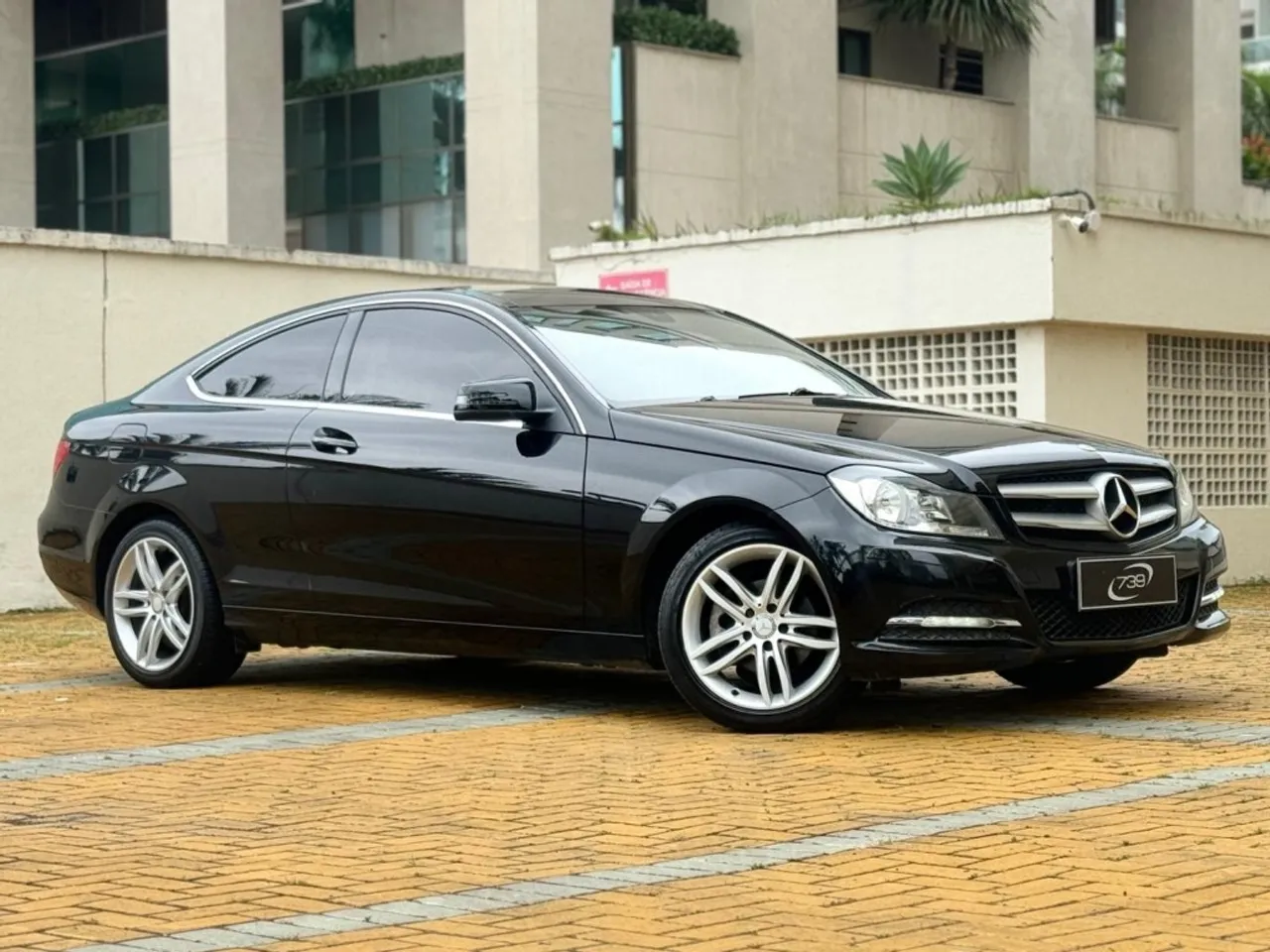 Mercedes-Benz C-180 2013 Usados e Novos