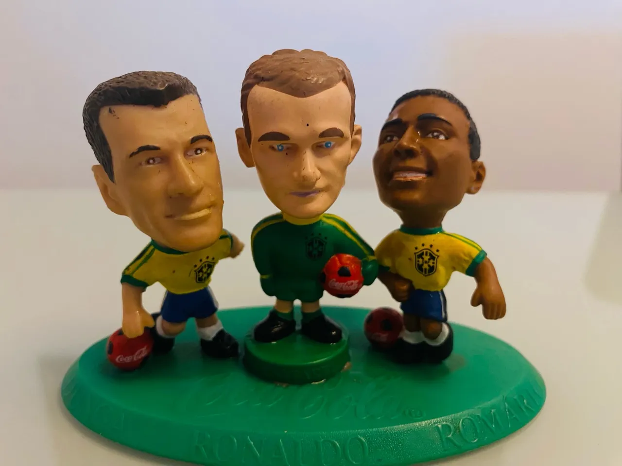 "mini craques" no Brasil