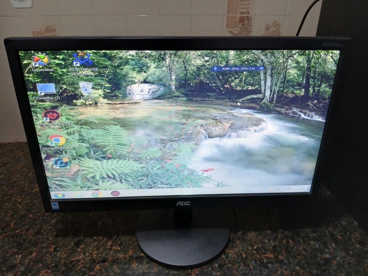 Monitor AOC E2070S 20 polegadas - Monitores - Vila Mazzei, São Paulo 1374264344 | OLX