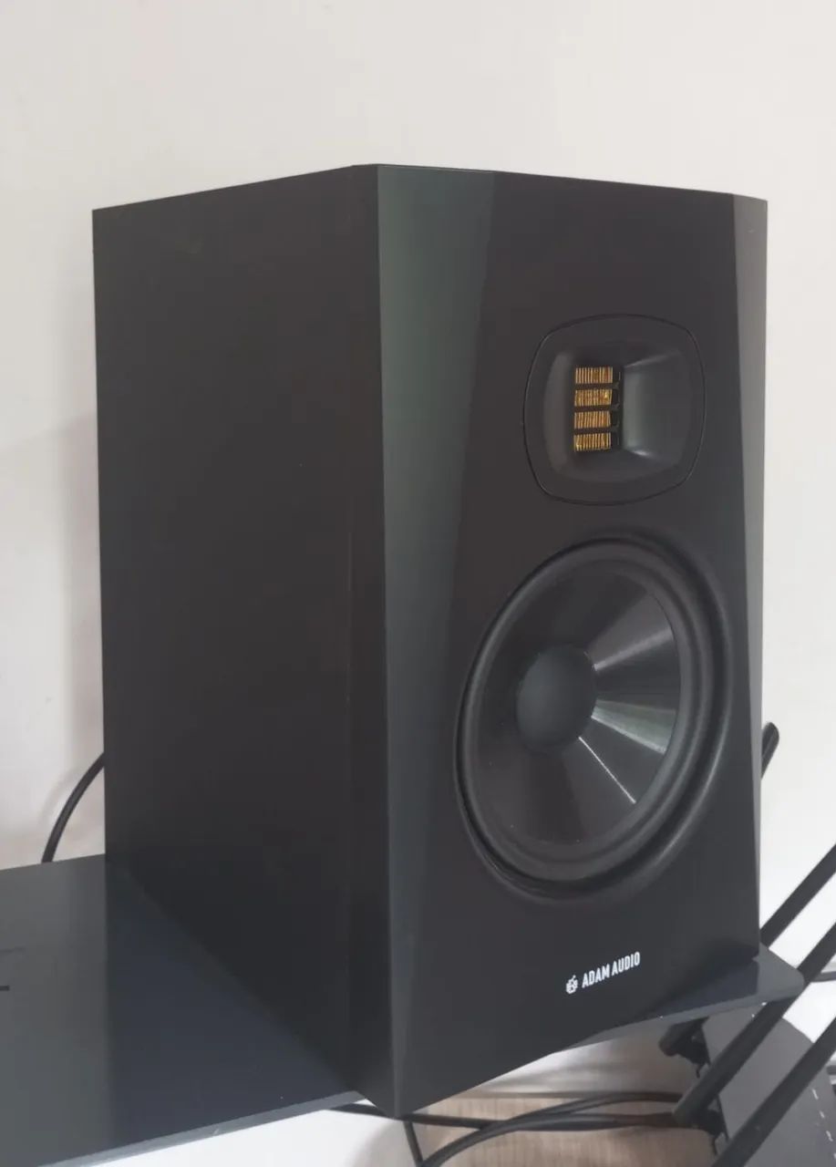 Monitores de referência Adam TV7 (par) - Aparelhos de Som - Parque das ...